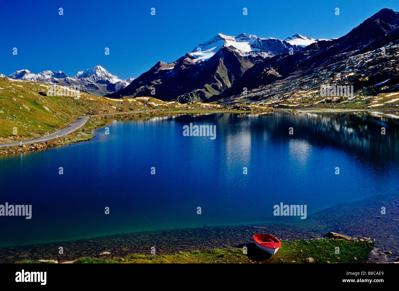BIANCO ALPINE LAKE Stock Photo - Alamy