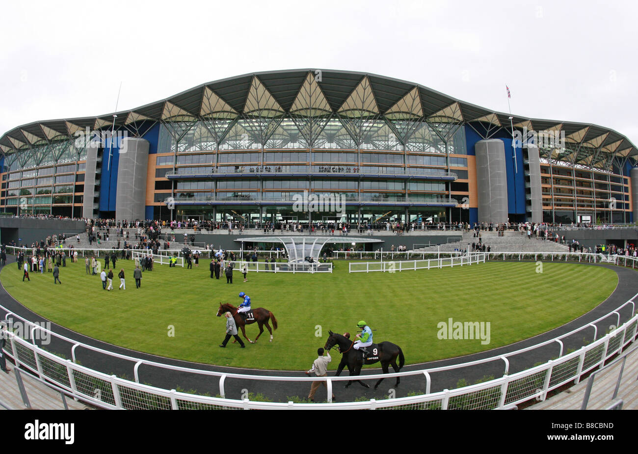 Parade ring ascot hi-res stock photography and images - Alamy