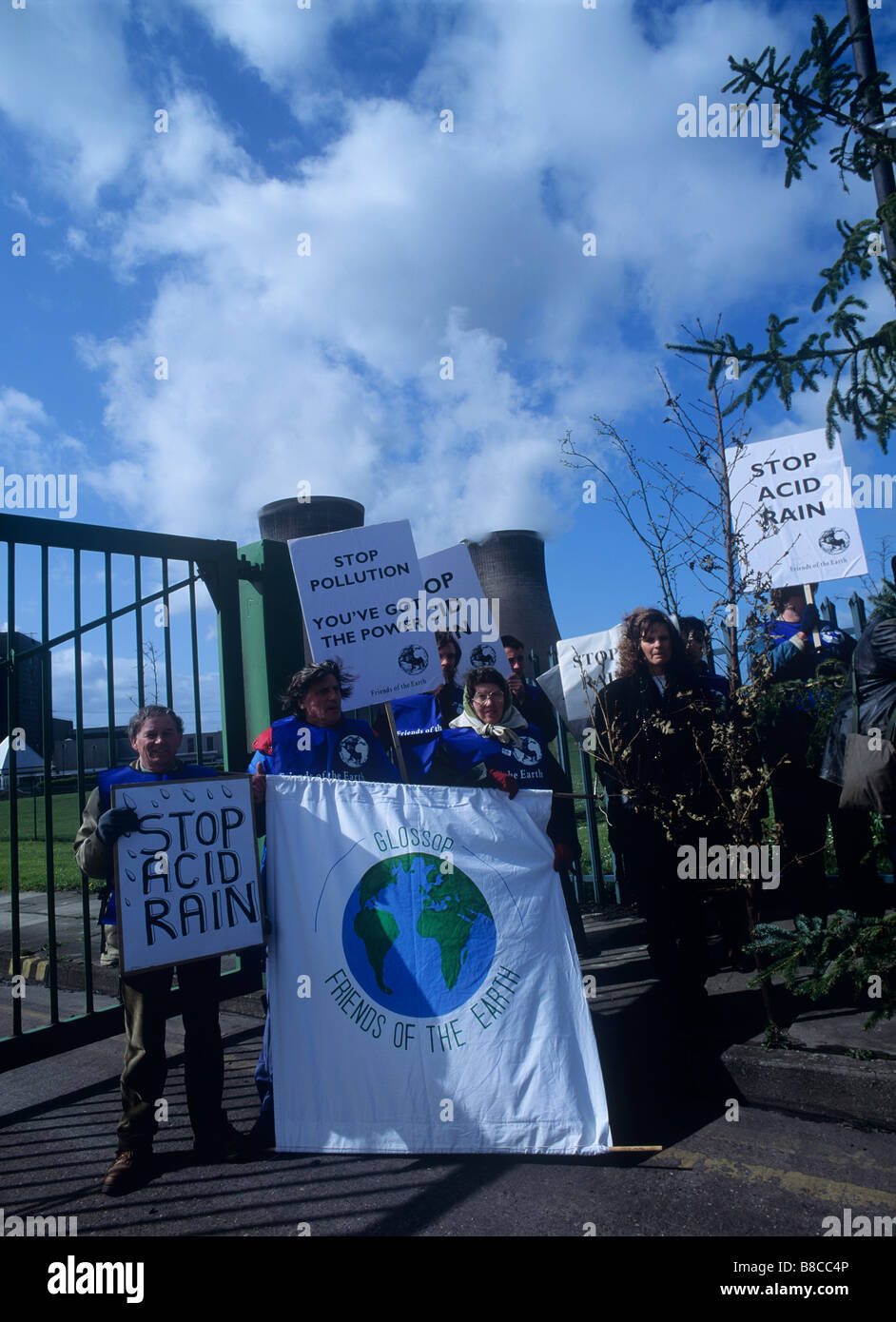 Environmental protests hi-res stock photography and images - Alamy