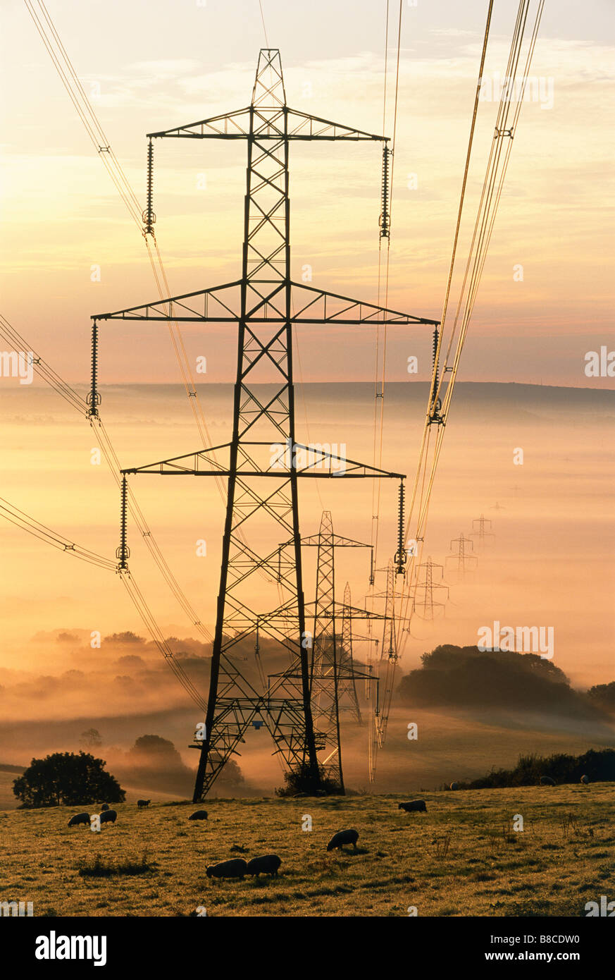 Pylons in the countryside hi-res stock photography and images - Alamy