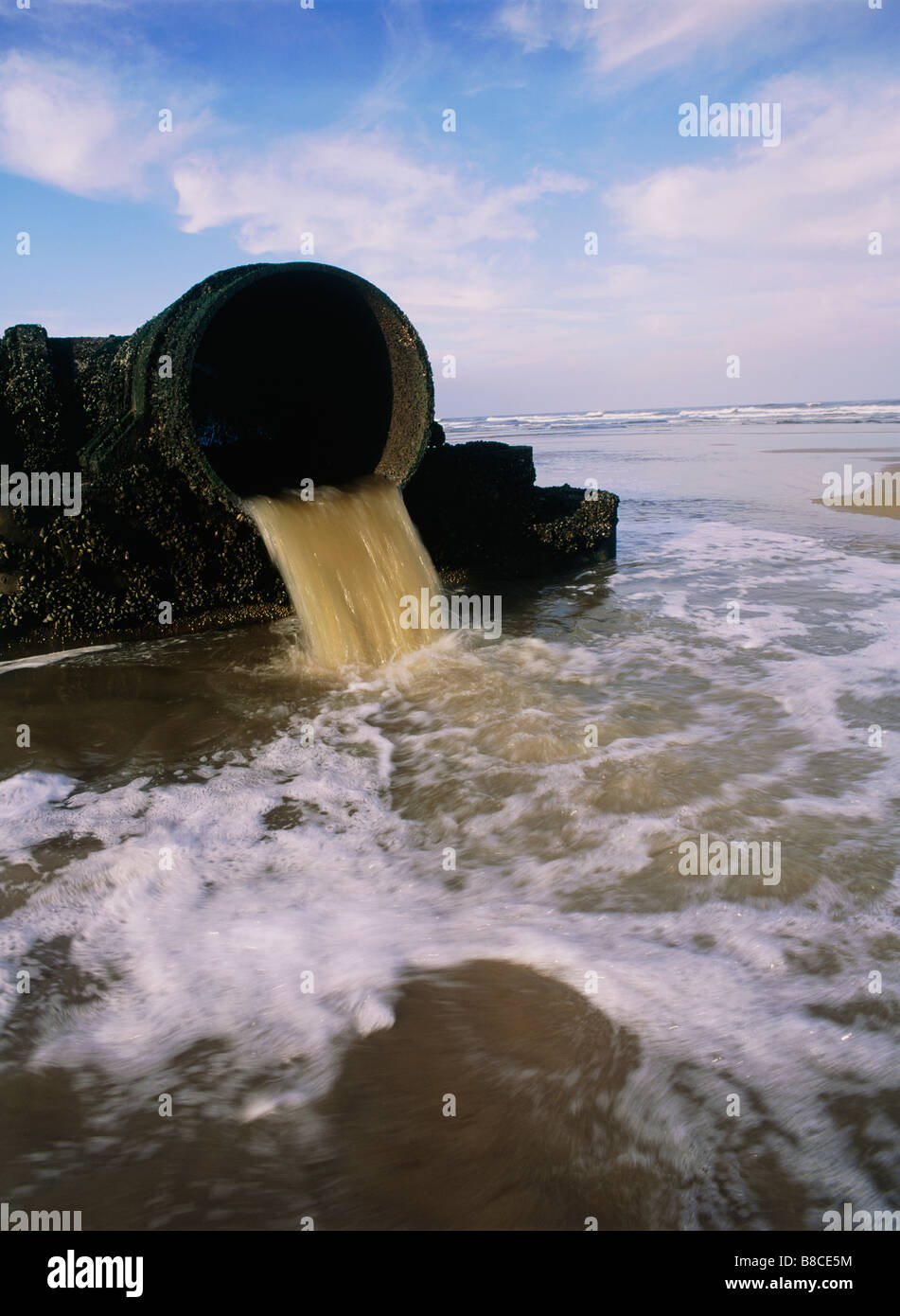 Sewage outfall hi-res stock photography and images - Alamy