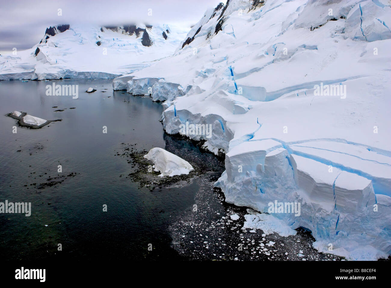 ICE CLIFFS melting Stock Photo - Alamy