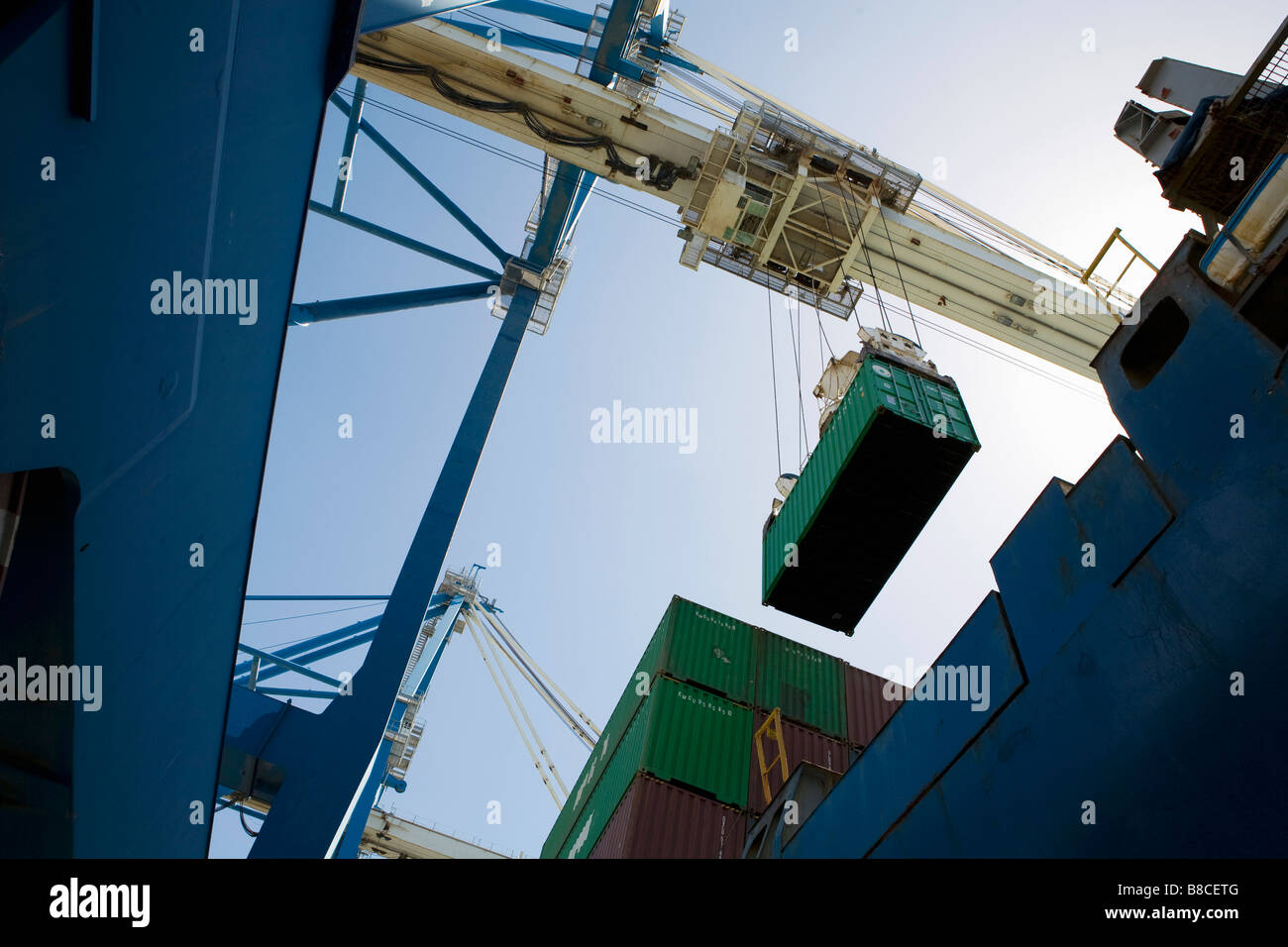 Dockside machinery hi-res stock photography and images - Alamy