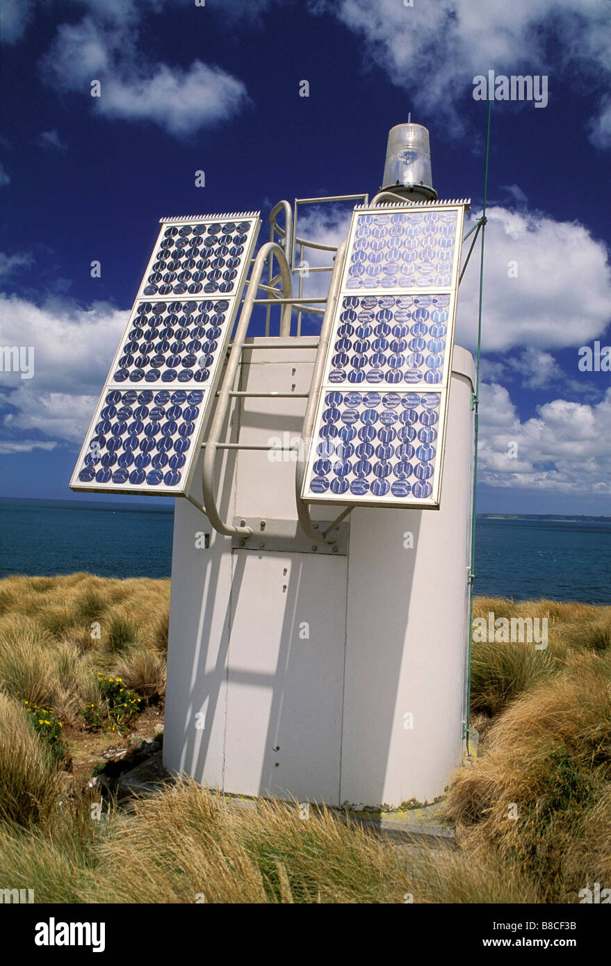 SOLAR POWERED NAVIGATION LIGHT Stock Photo - Alamy