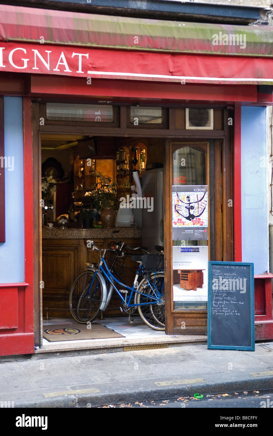 cafe parisien Paris France Stock Photo - Alamy