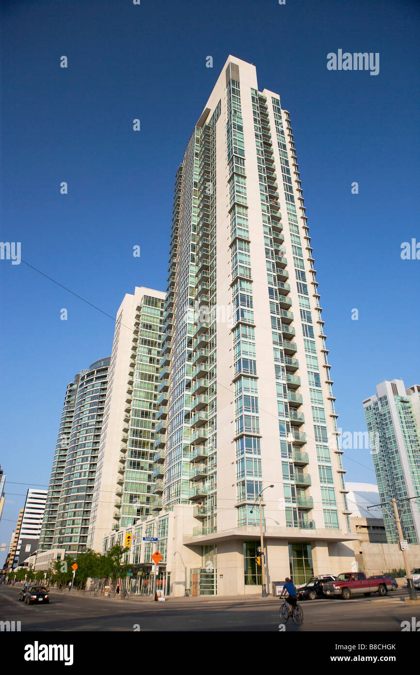New condominium hi-res stock photography and images - Alamy