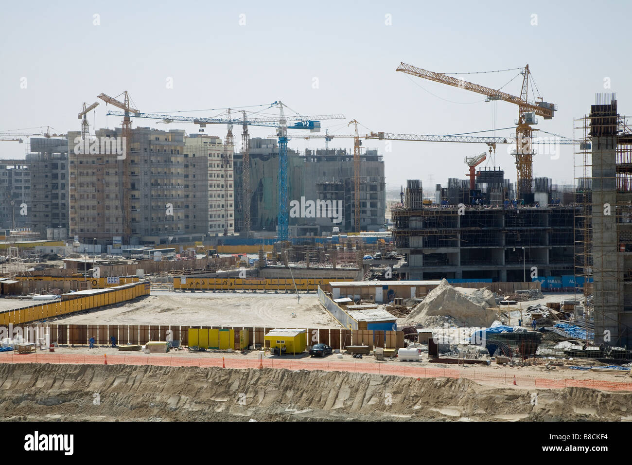 Construction dubai hi-res stock photography and images - Alamy