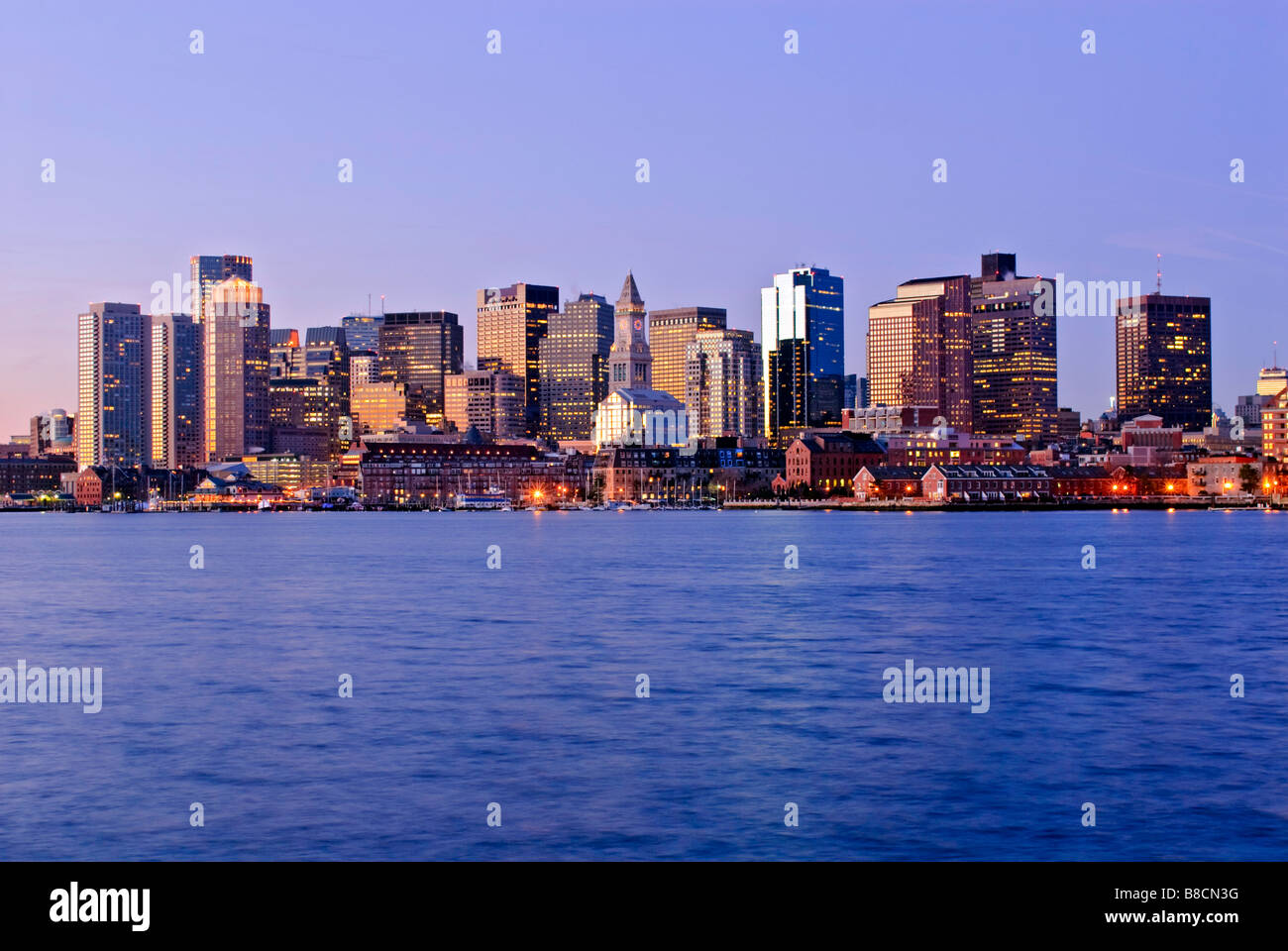 Boston skyline hi-res stock photography and images - Alamy