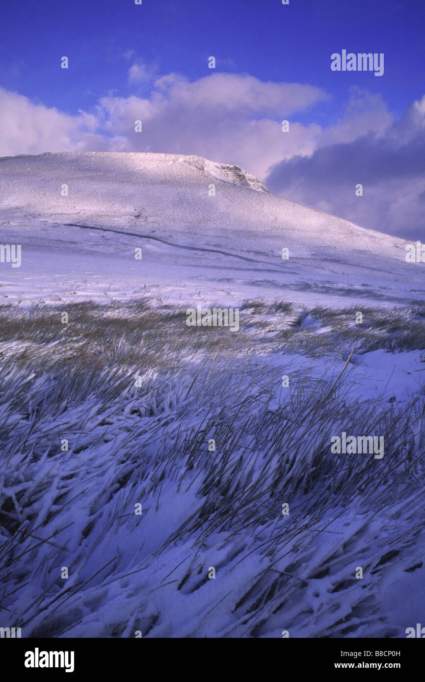Snow winter castleton edale hi-res stock photography and images - Alamy