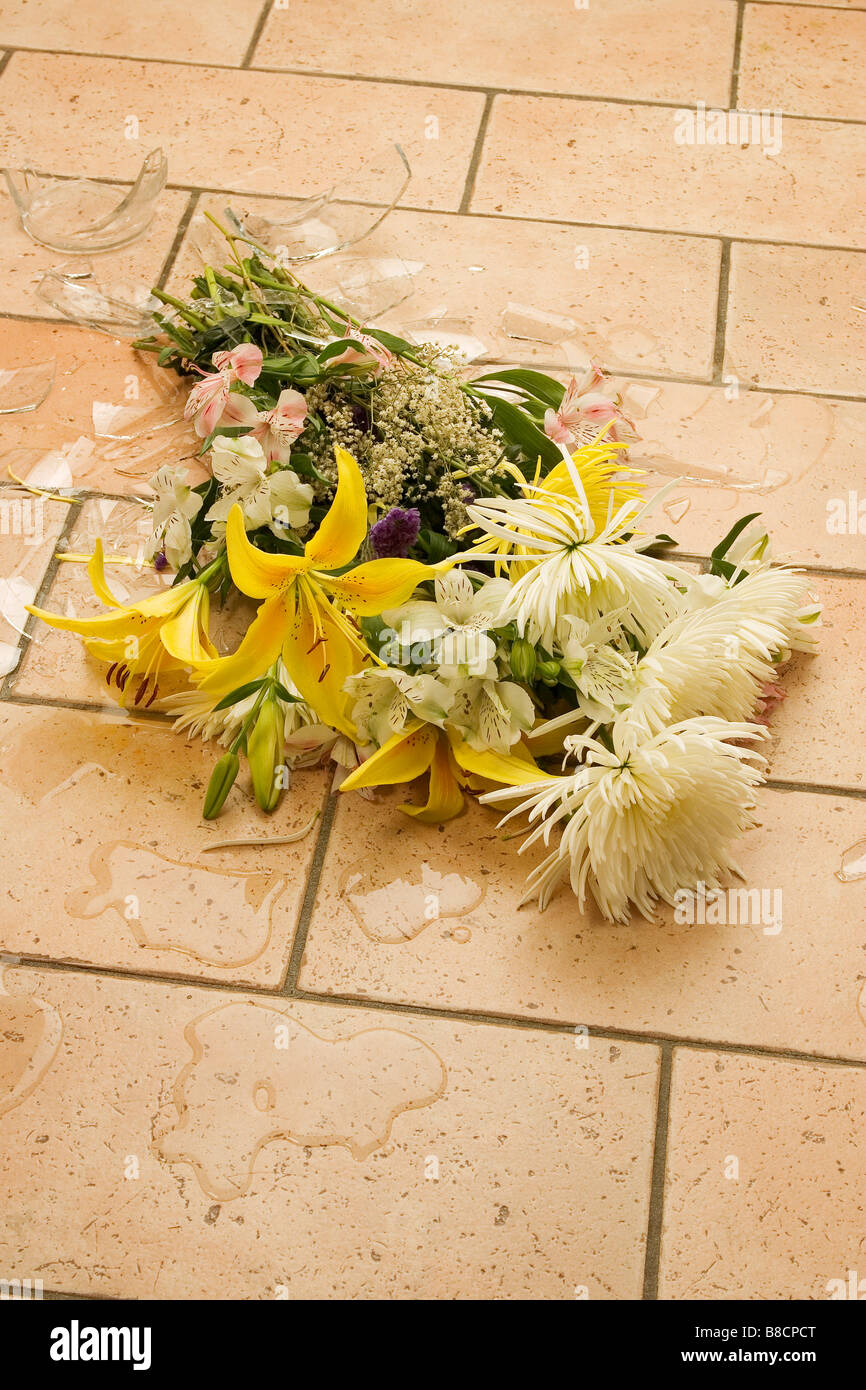Glass Vase Broken High Resolution Stock Photography and Images - Alamy