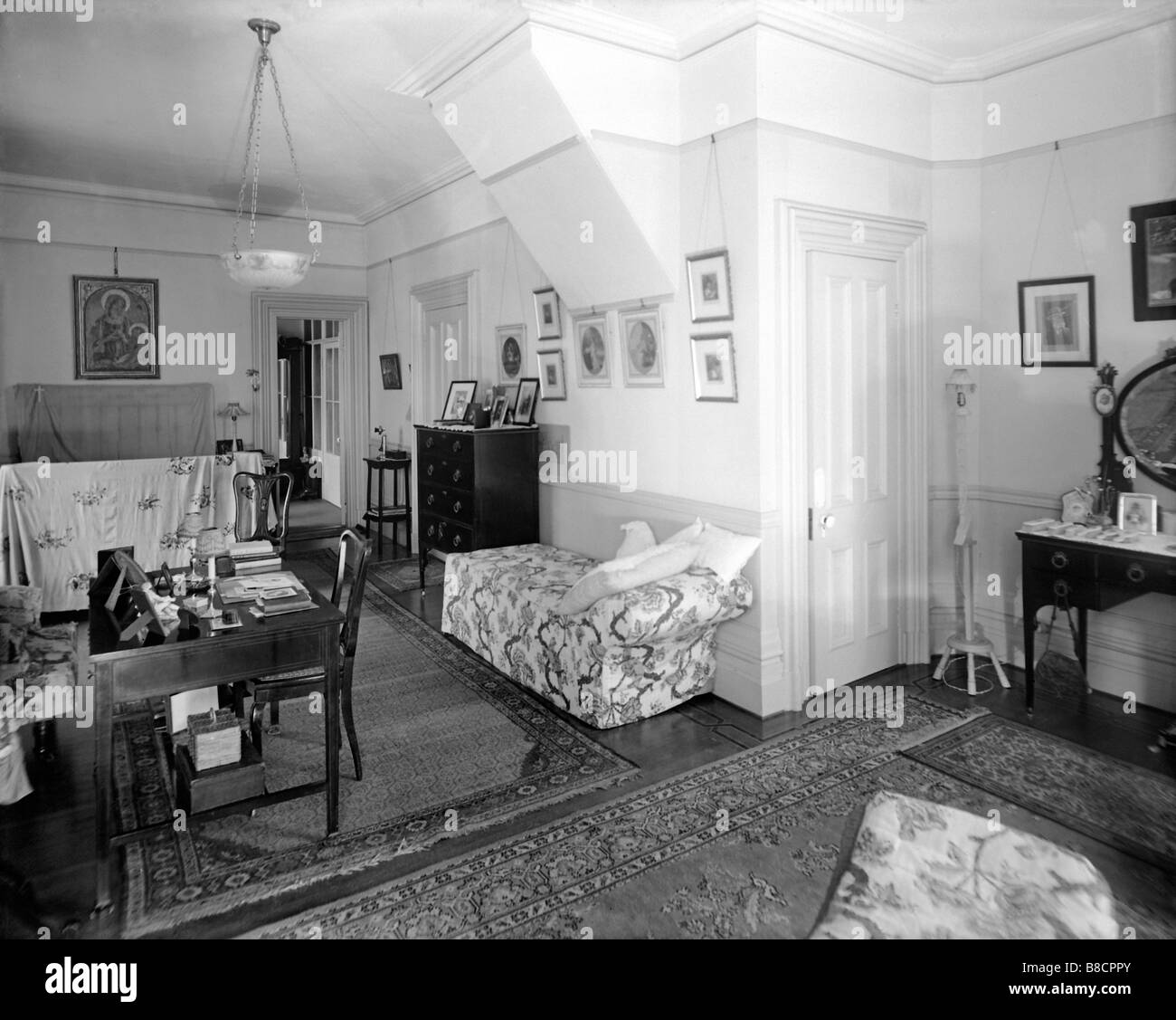 Victorian Family Home, Montreal, Quebec, circa 1800s Stock Photo - Alamy