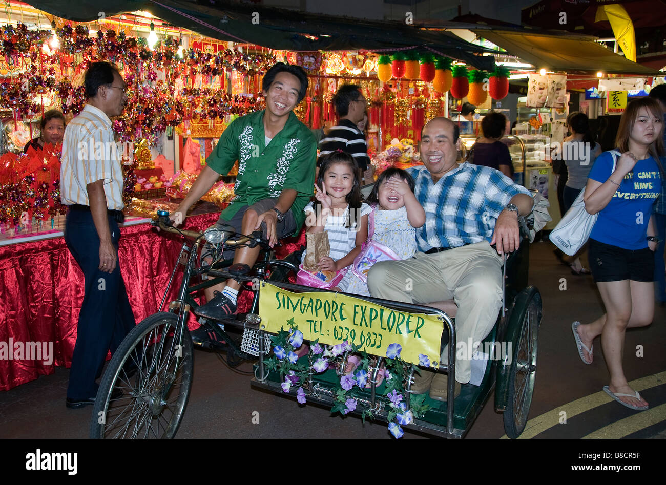 Singapore Chinatown china town chinese street night market centre ...