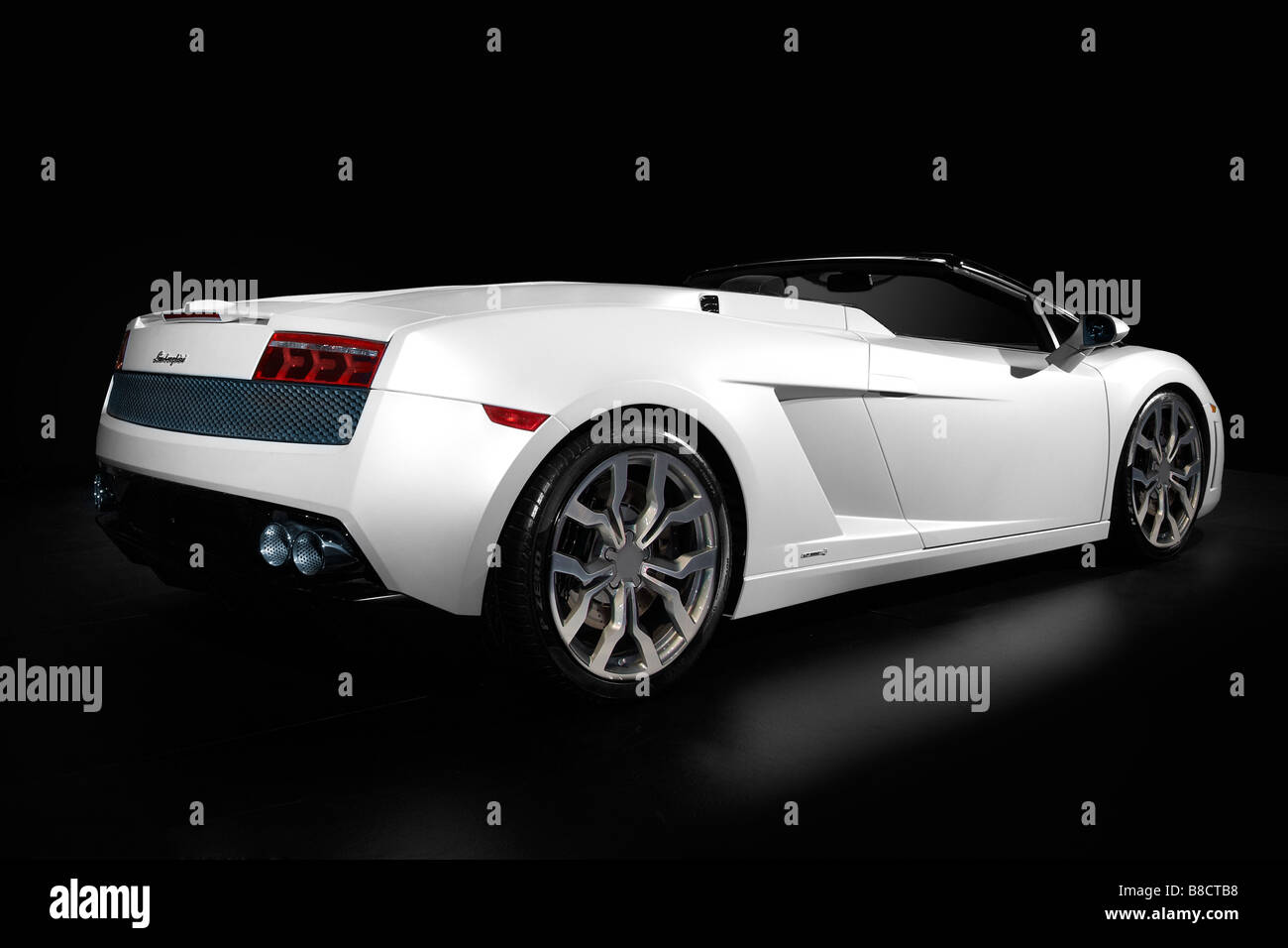 White Lamborghini Car High Resolution Stock Photography and Images - Alamy