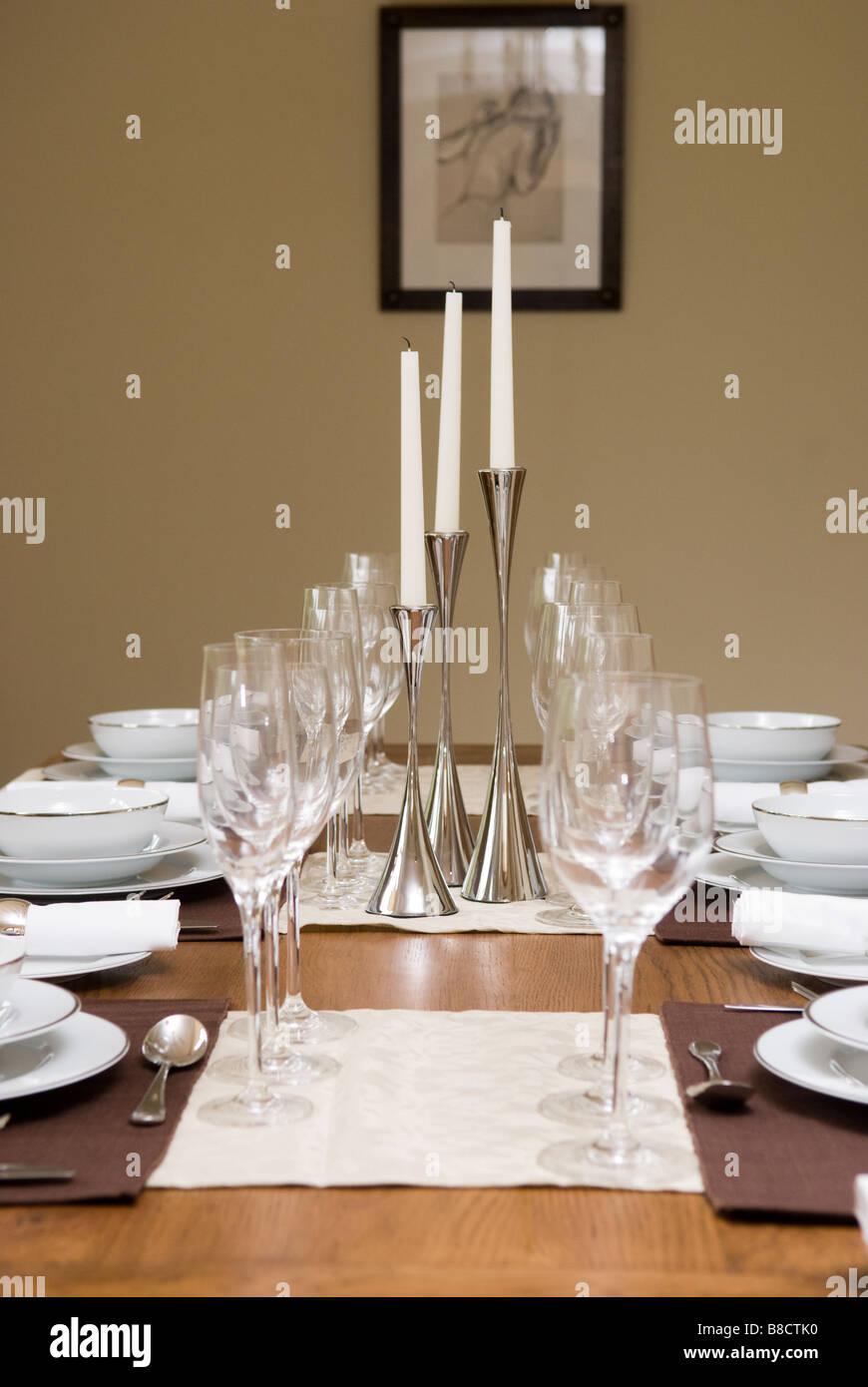 Places to dine hi-res stock photography and images - Alamy