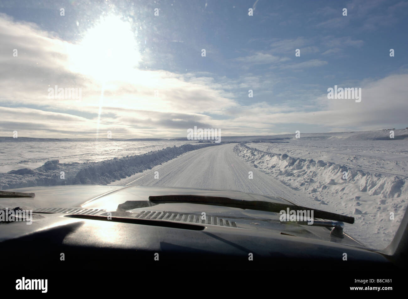 Windshield ice hi-res stock photography and images - Alamy