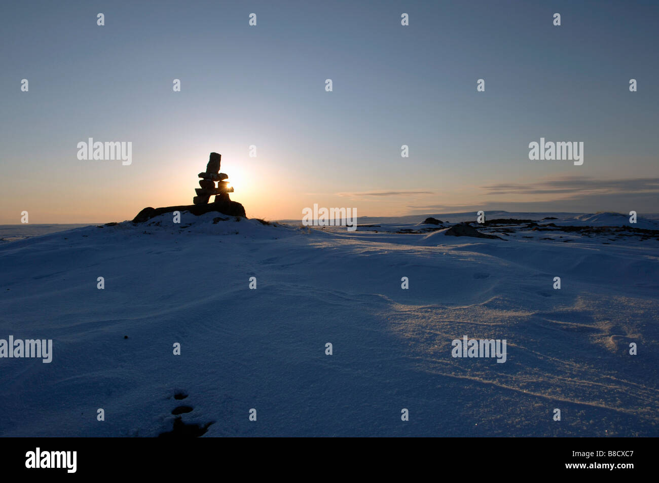 Inukshuk nunavut hi-res stock photography and images - Alamy