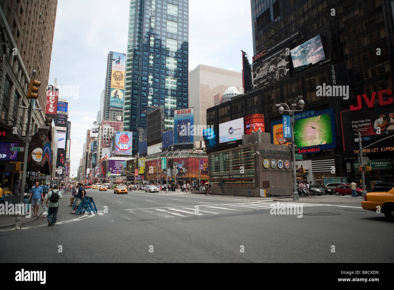 New York city intersection Stock Photo - Alamy