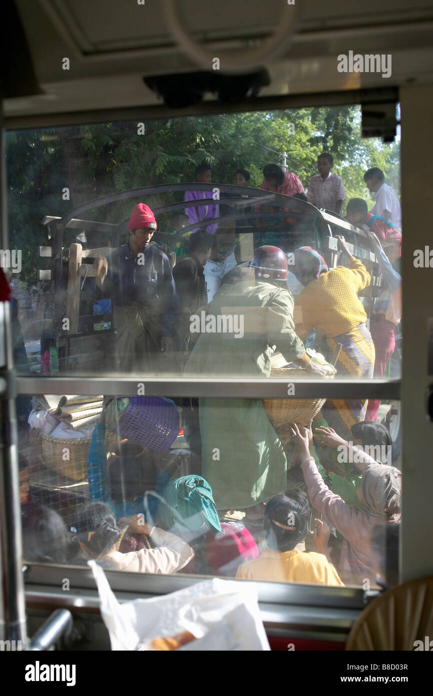 People Gathering Belongings f bus, Bagan, Myanmar (Burma Stock Photo ...