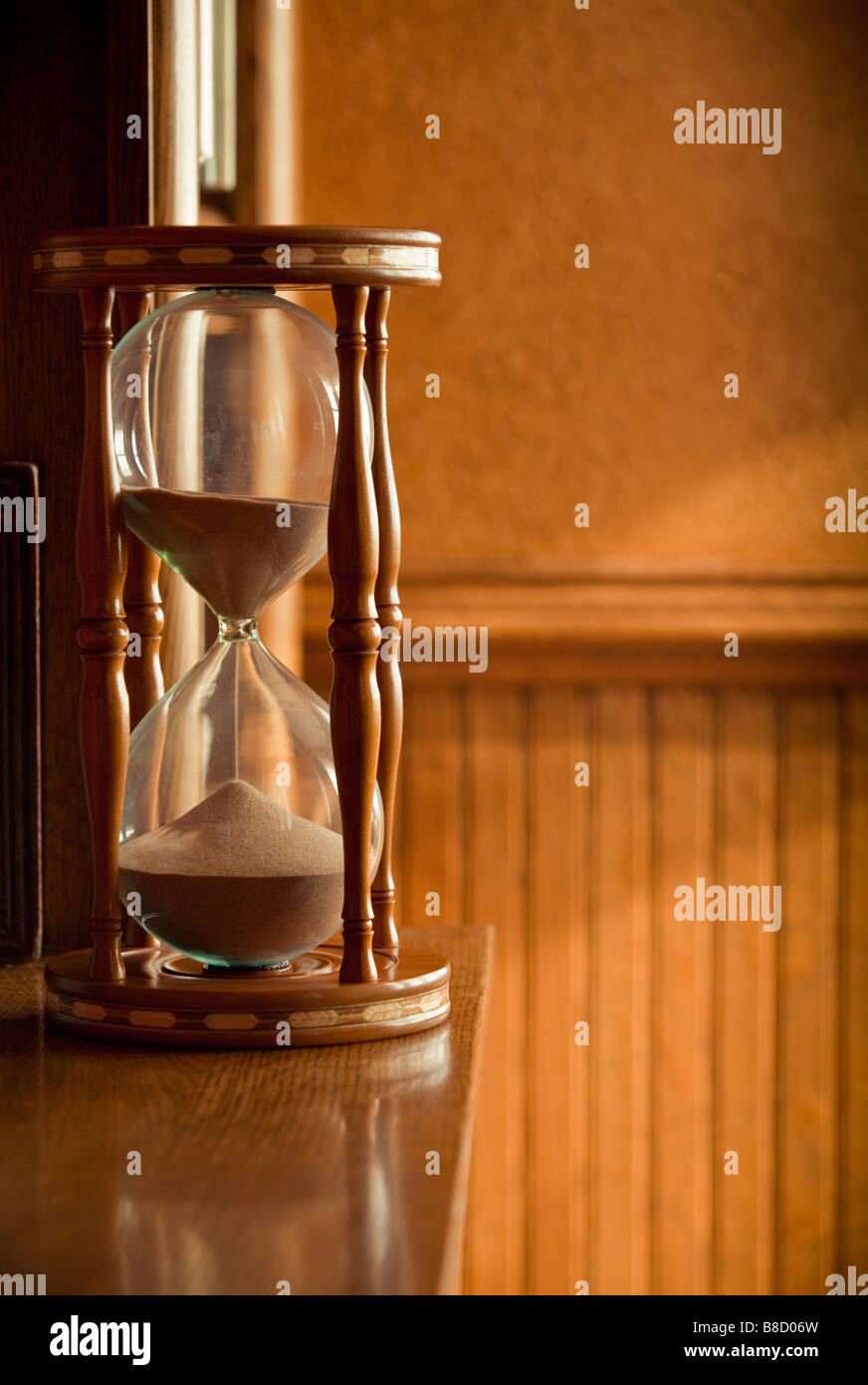 Traditional hourglass hi-res stock photography and images - Alamy