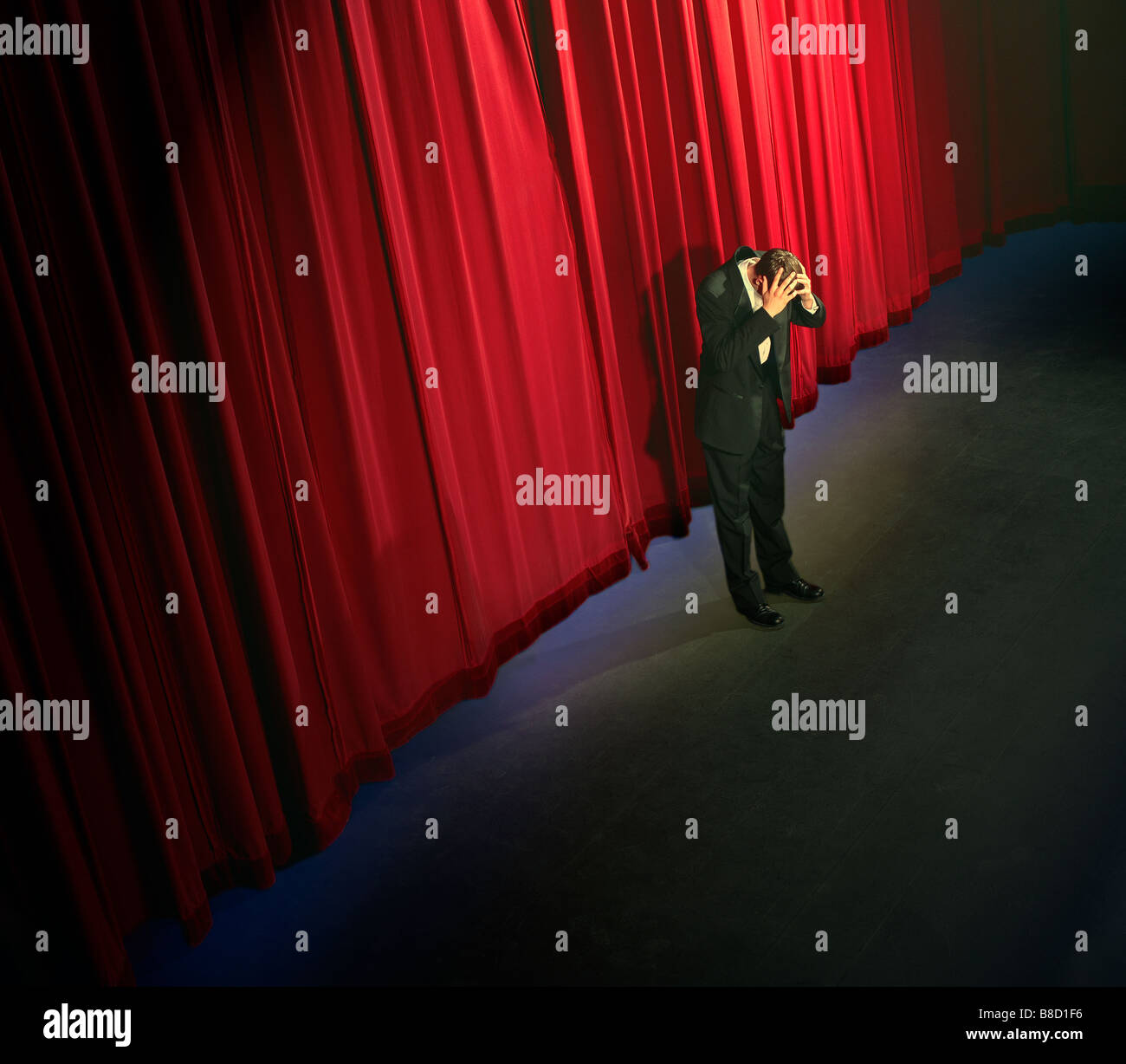 Stage curtain hi-res stock photography and images - Alamy
