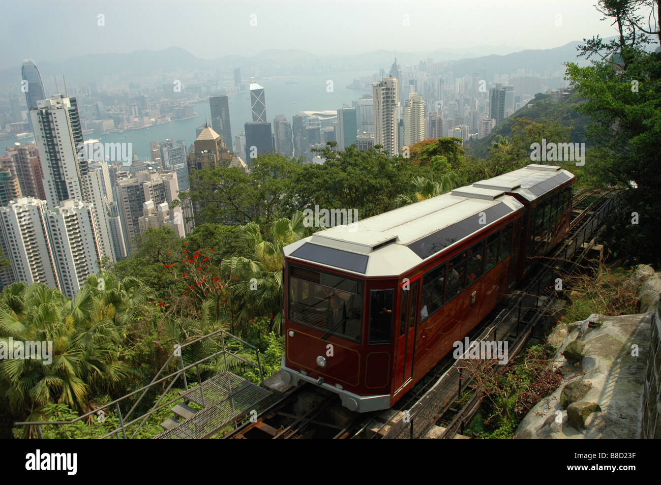 Hong kong funicular railway hi-res stock photography and images - Alamy