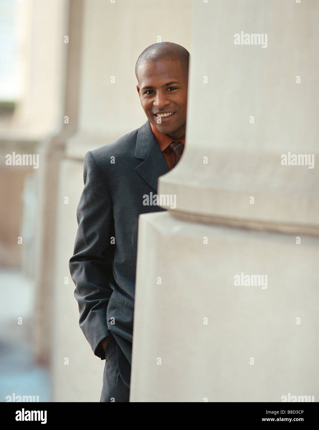 Half concealed by column hi-res stock photography and images - Alamy