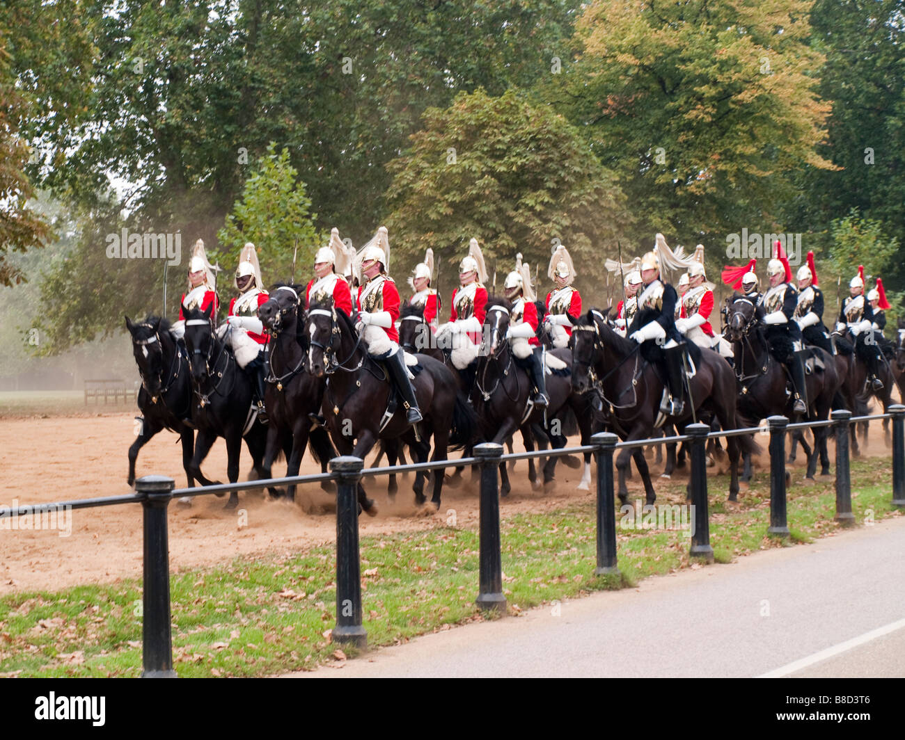 Horse guards hyde park hi-res stock photography and images - Alamy