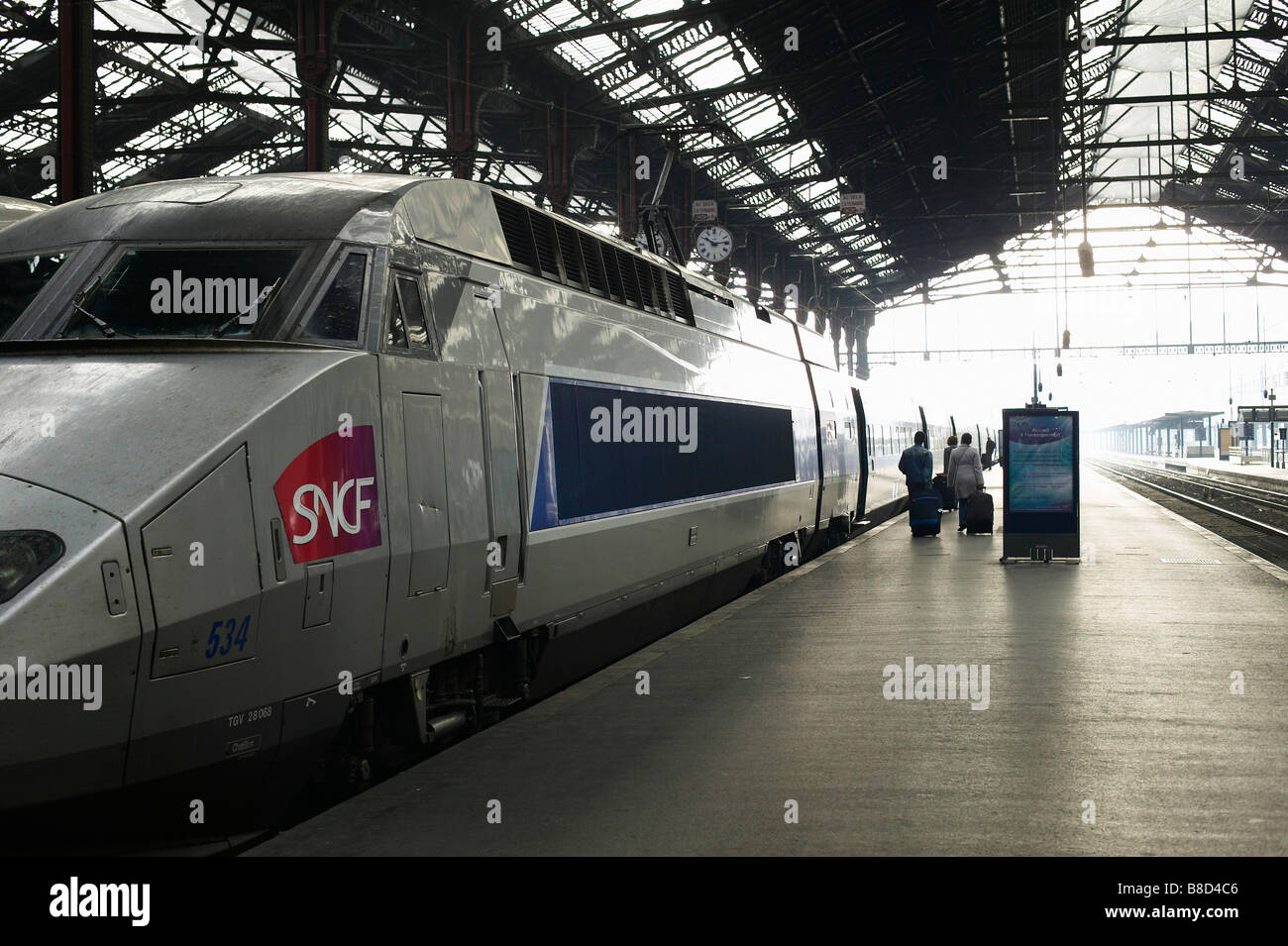 Gare du lyon paris train hi-res stock photography and images - Alamy