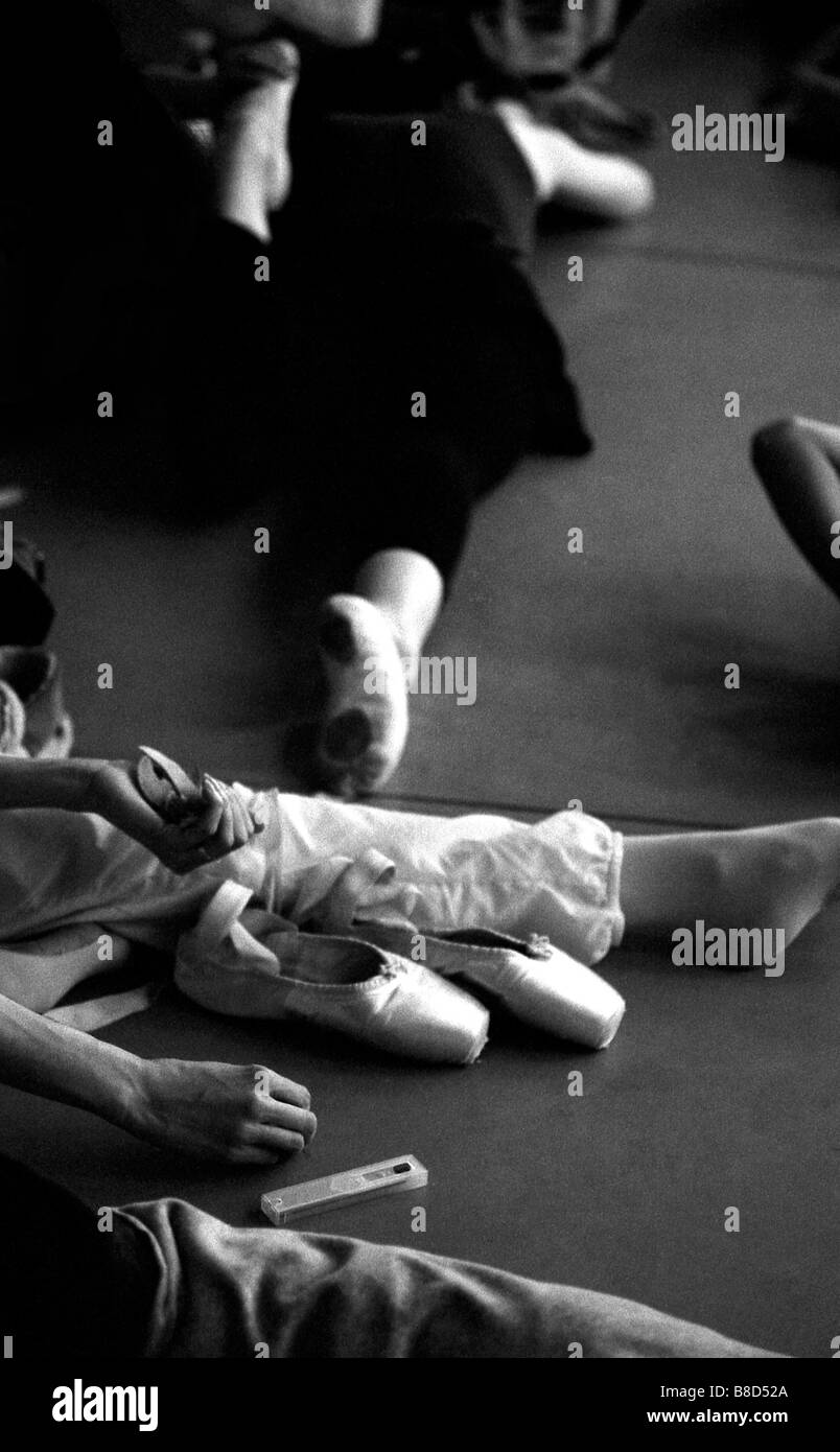 Legs and shoes Black and White Stock Photos & Images - Alamy