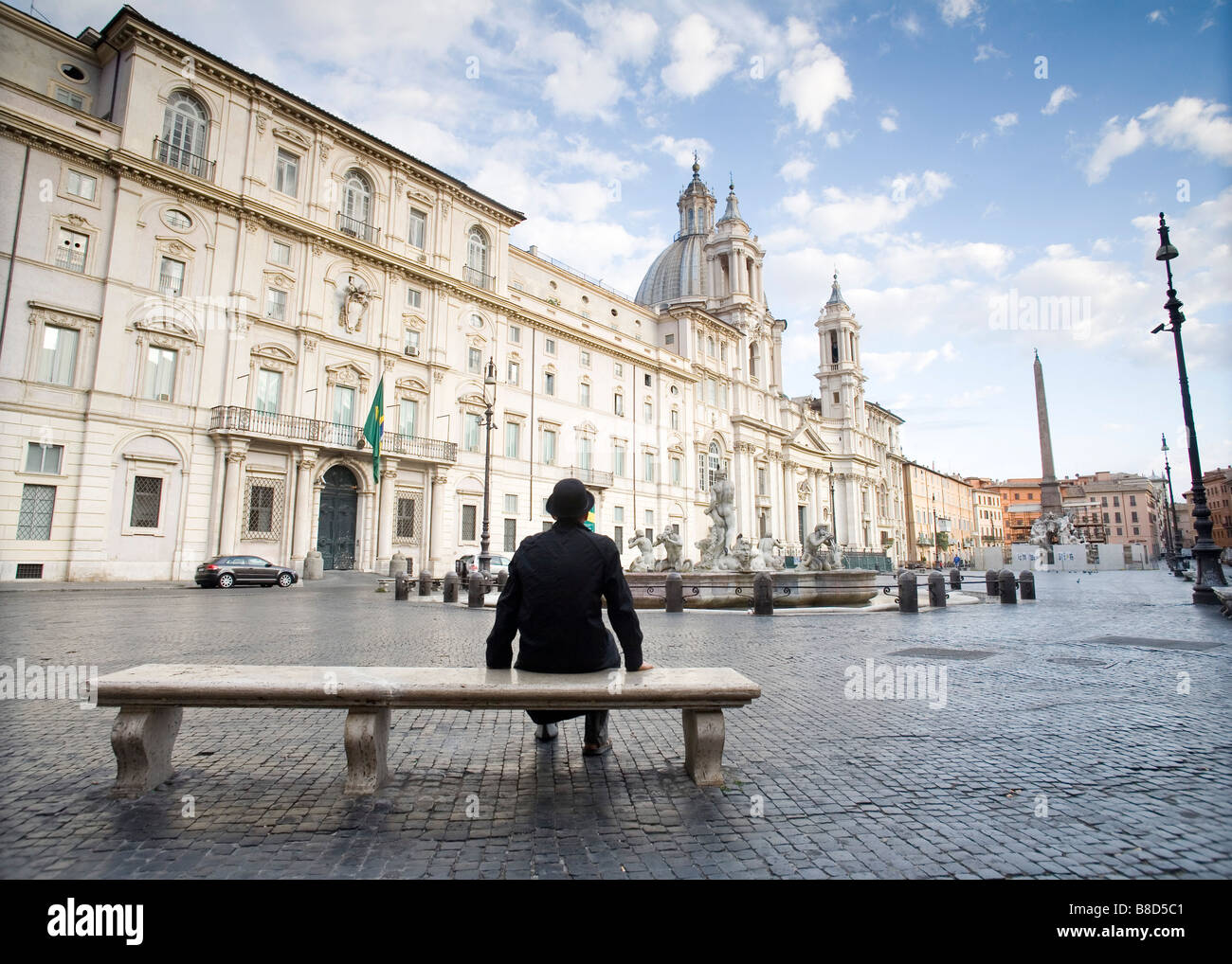 Man long coat back hi-res stock photography and images - Alamy