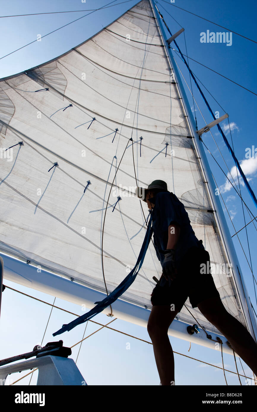 Boat hoisting hi-res stock photography and images - Alamy