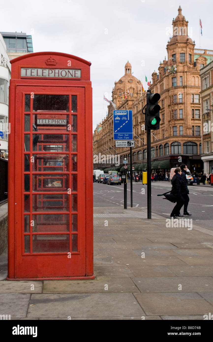 Red Telephone Box in London, United Kingdom Stock Photo - Alamy