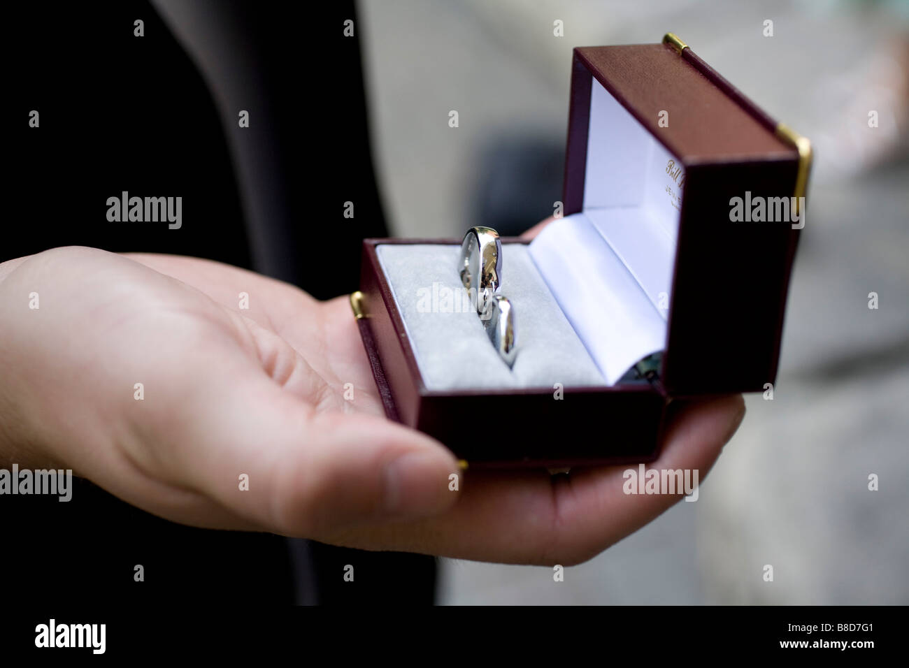 Wedding Rings Box Stock Photo - Alamy