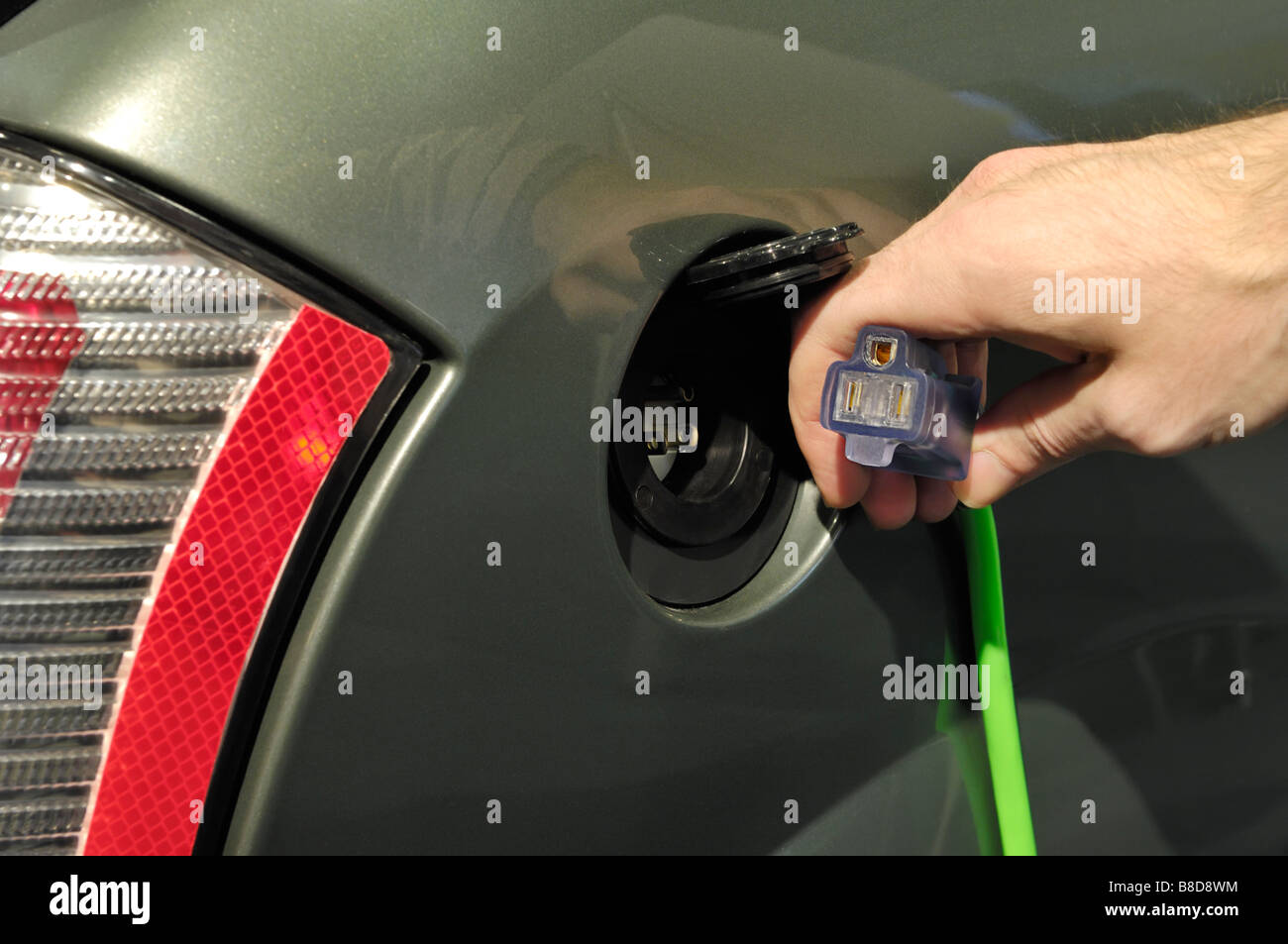 Powering electric vehicles hi-res stock photography and images - Alamy