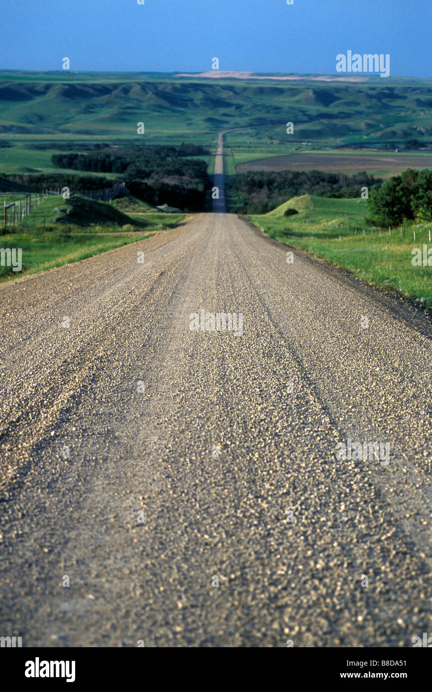 Grasslands saskatchewan road hi-res stock photography and images - Alamy