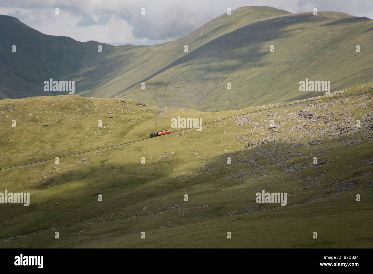 Snowdon mountain ranger path hi-res stock photography and images - Alamy
