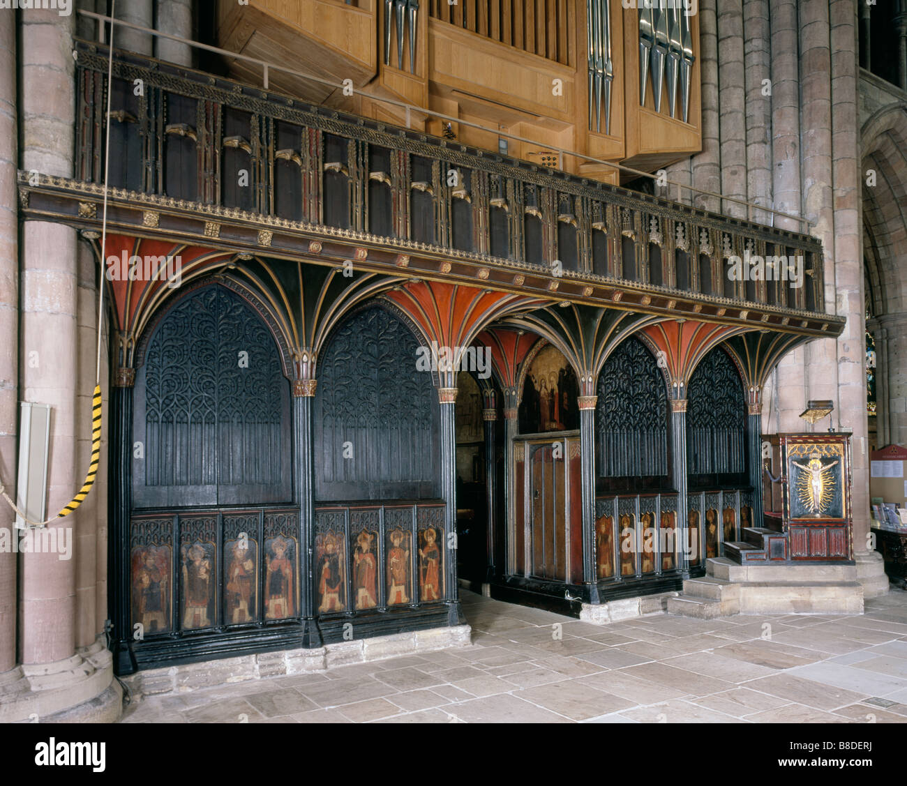 Abbey rood screen hi-res stock photography and images - Alamy