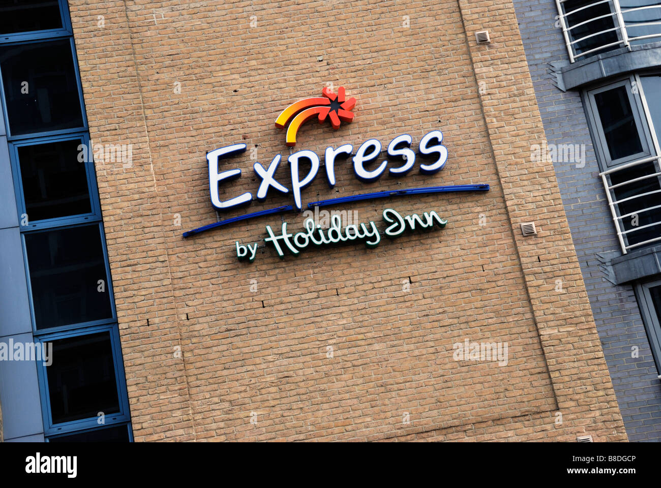 The Express Holiday Inn in Shoreditch London England Stock Photo - Alamy