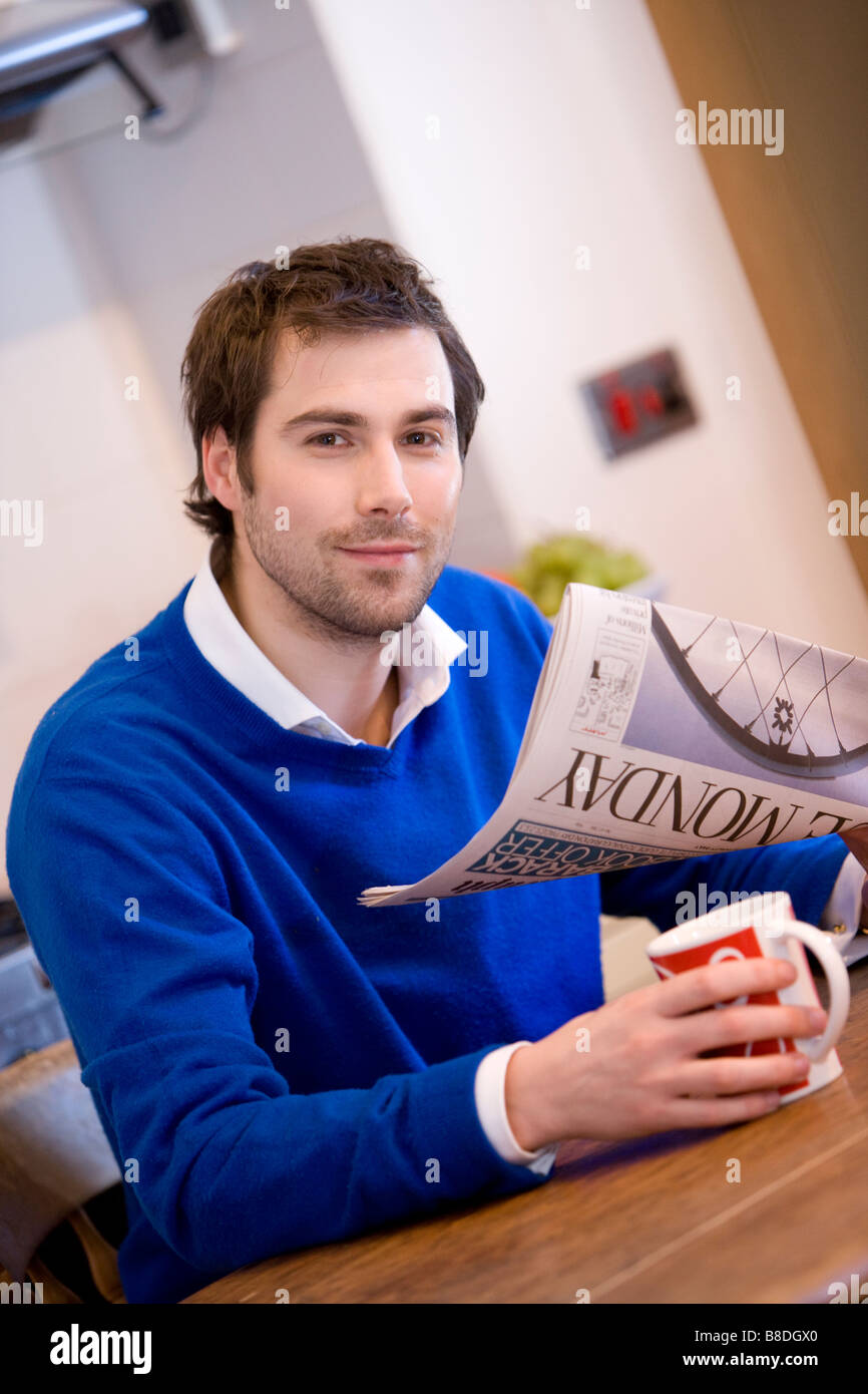 Work morning tea christmas hi-res stock photography and images - Alamy