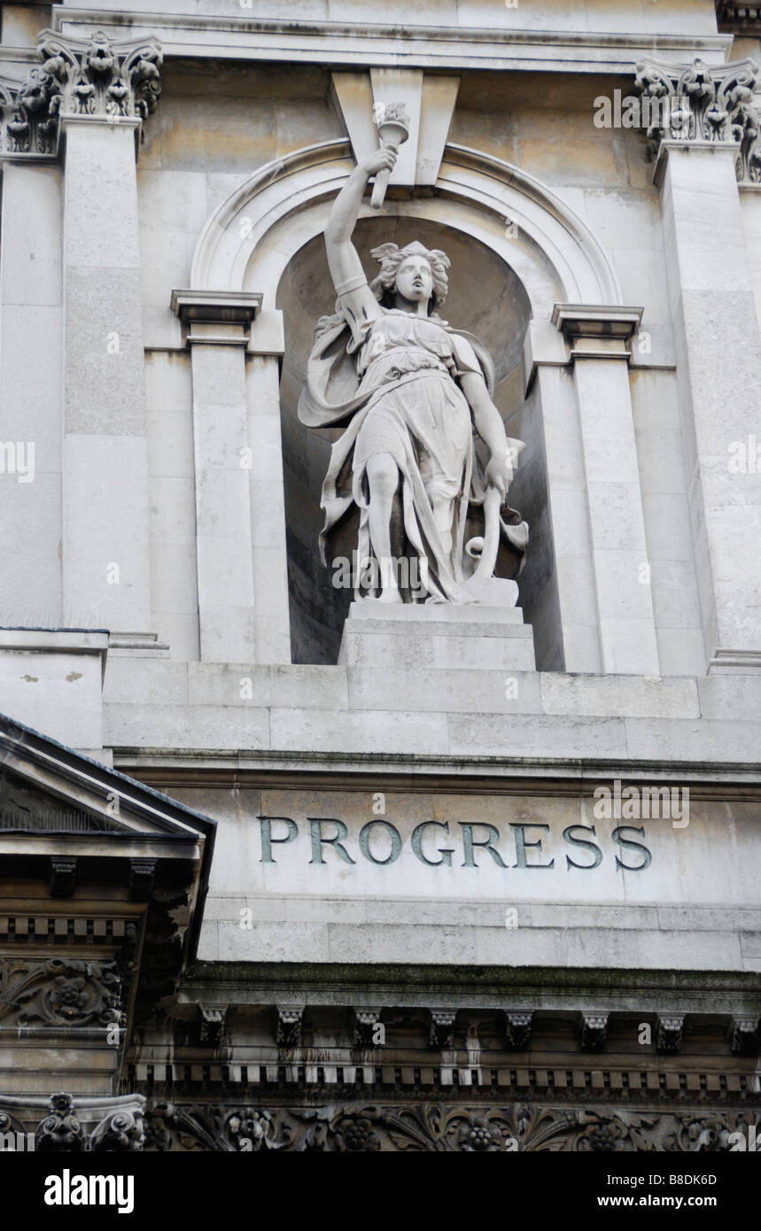 Statue progress shoreditch hi-res stock photography and images - Alamy