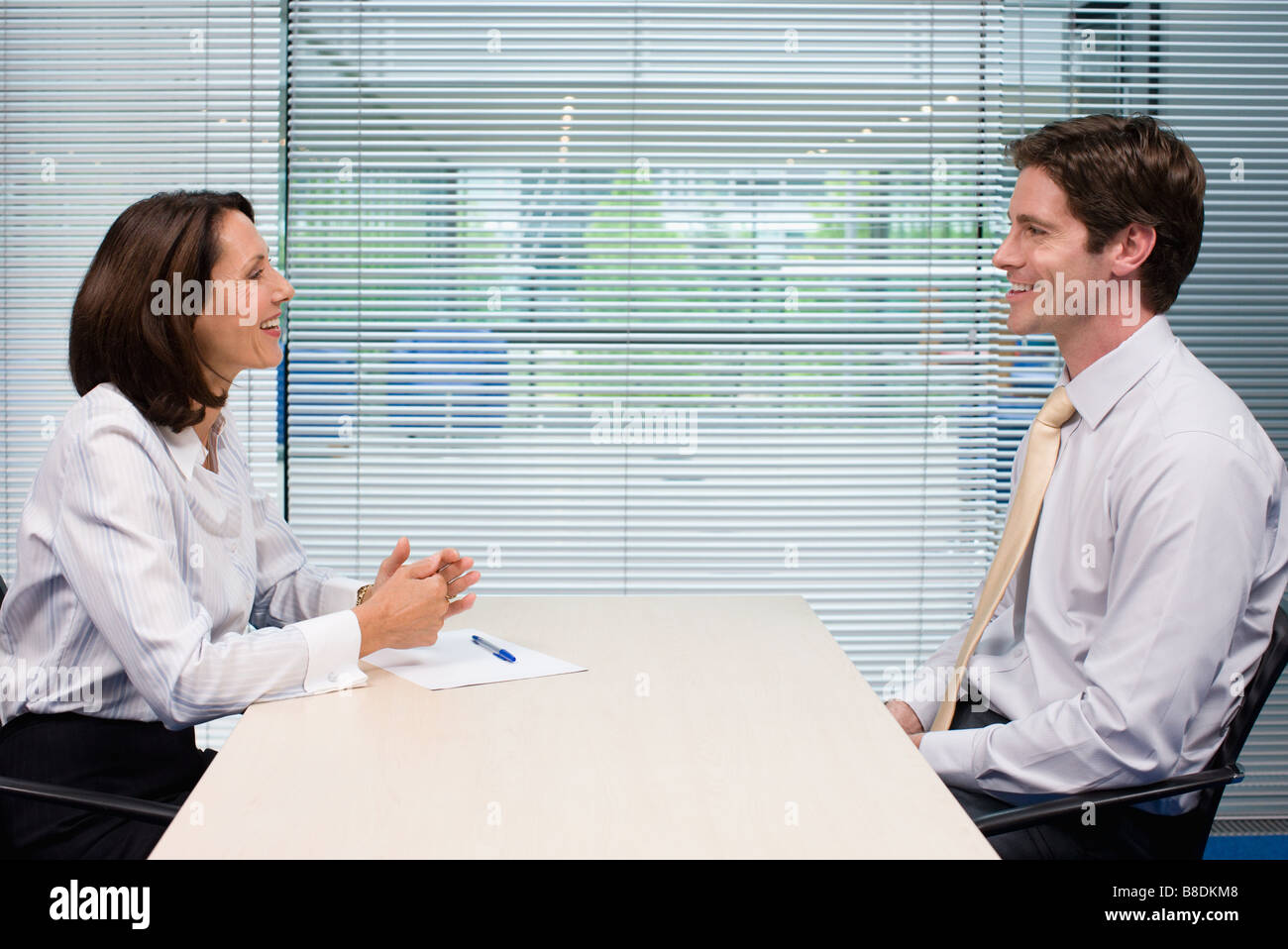 Interviewer pen paper hi-res stock photography and images - Alamy