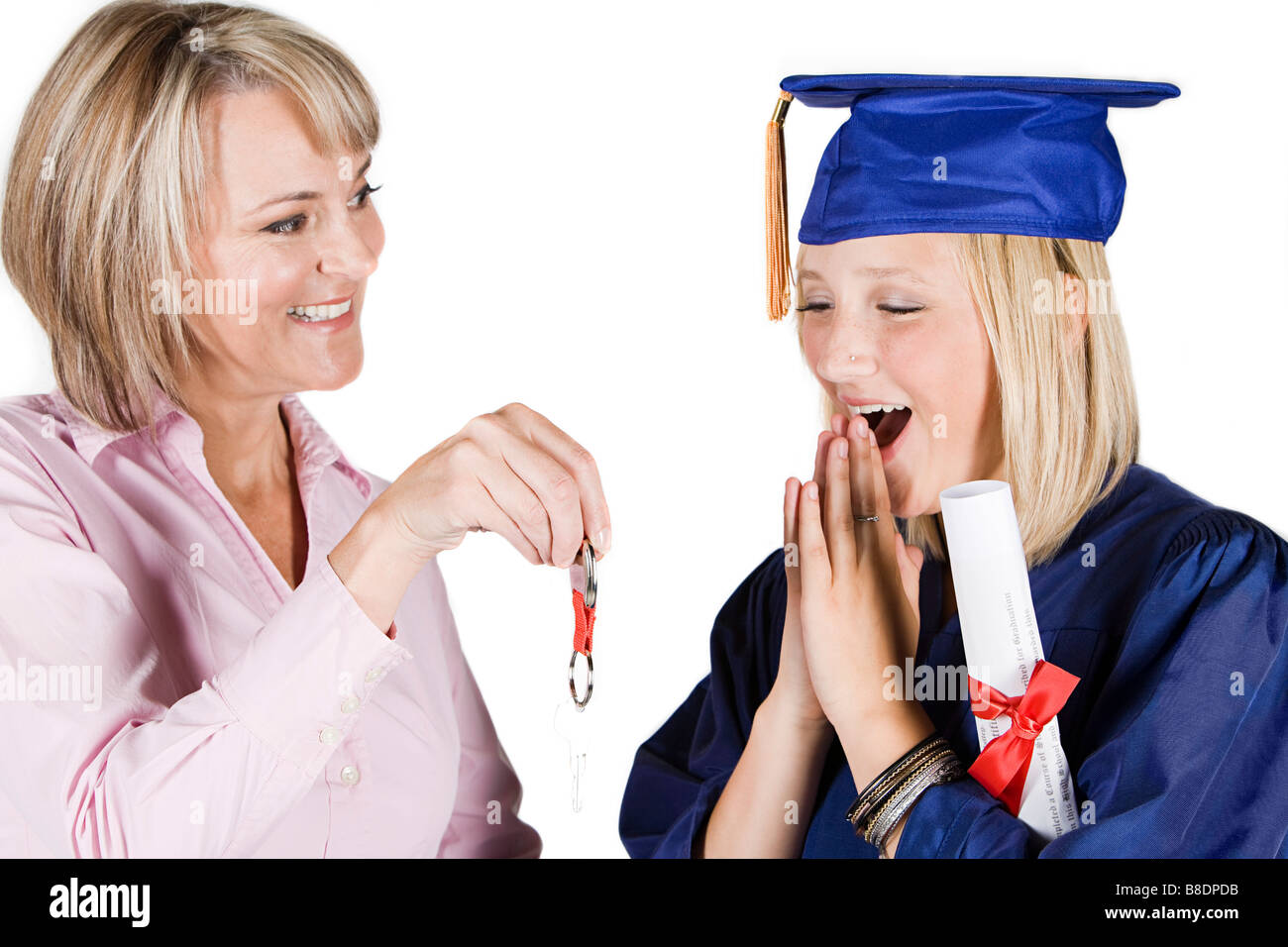 Mother and graduating daughter Stock Photo - Alamy