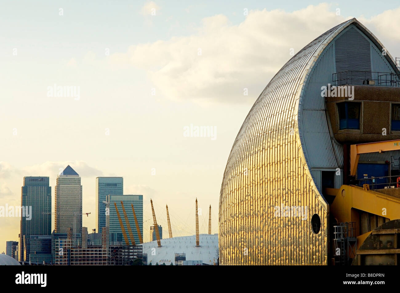 Thames barrier hi-res stock photography and images - Alamy
