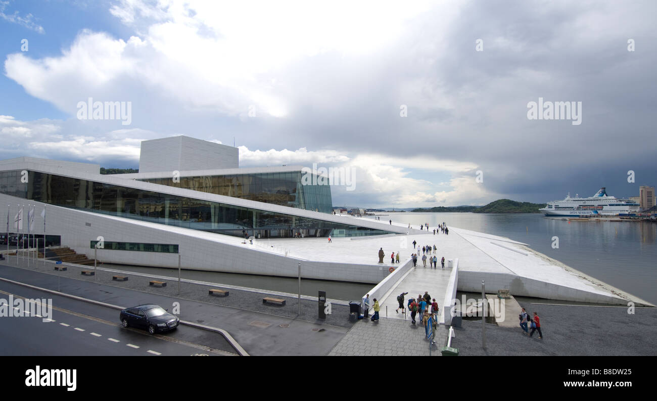 the Oslo opera house. Den Norske Opera og Ballett . North facade Stock ...