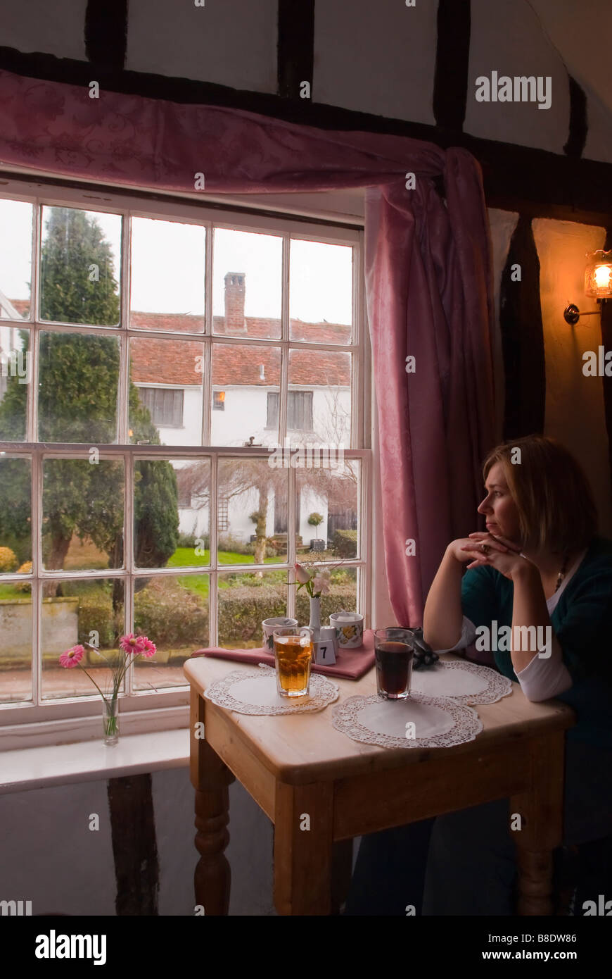 View shop window hi-res stock photography and images - Alamy