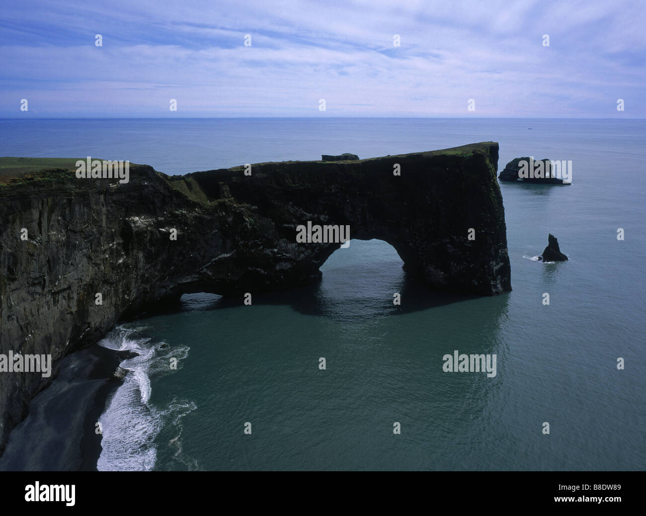 Dyrholaey peninsula arch hi-res stock photography and images - Alamy