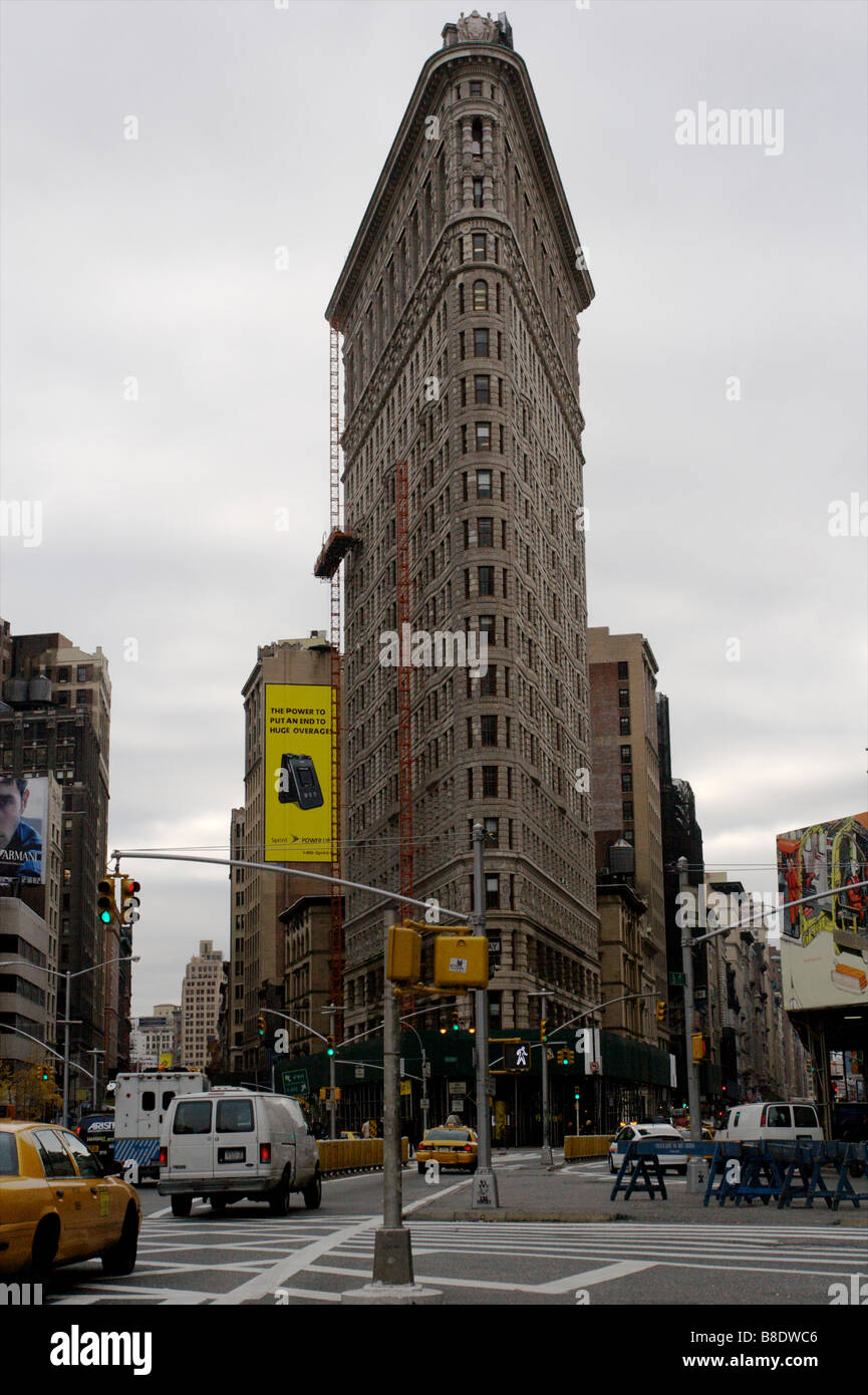 flat iron building in new york city Stock Photo - Alamy