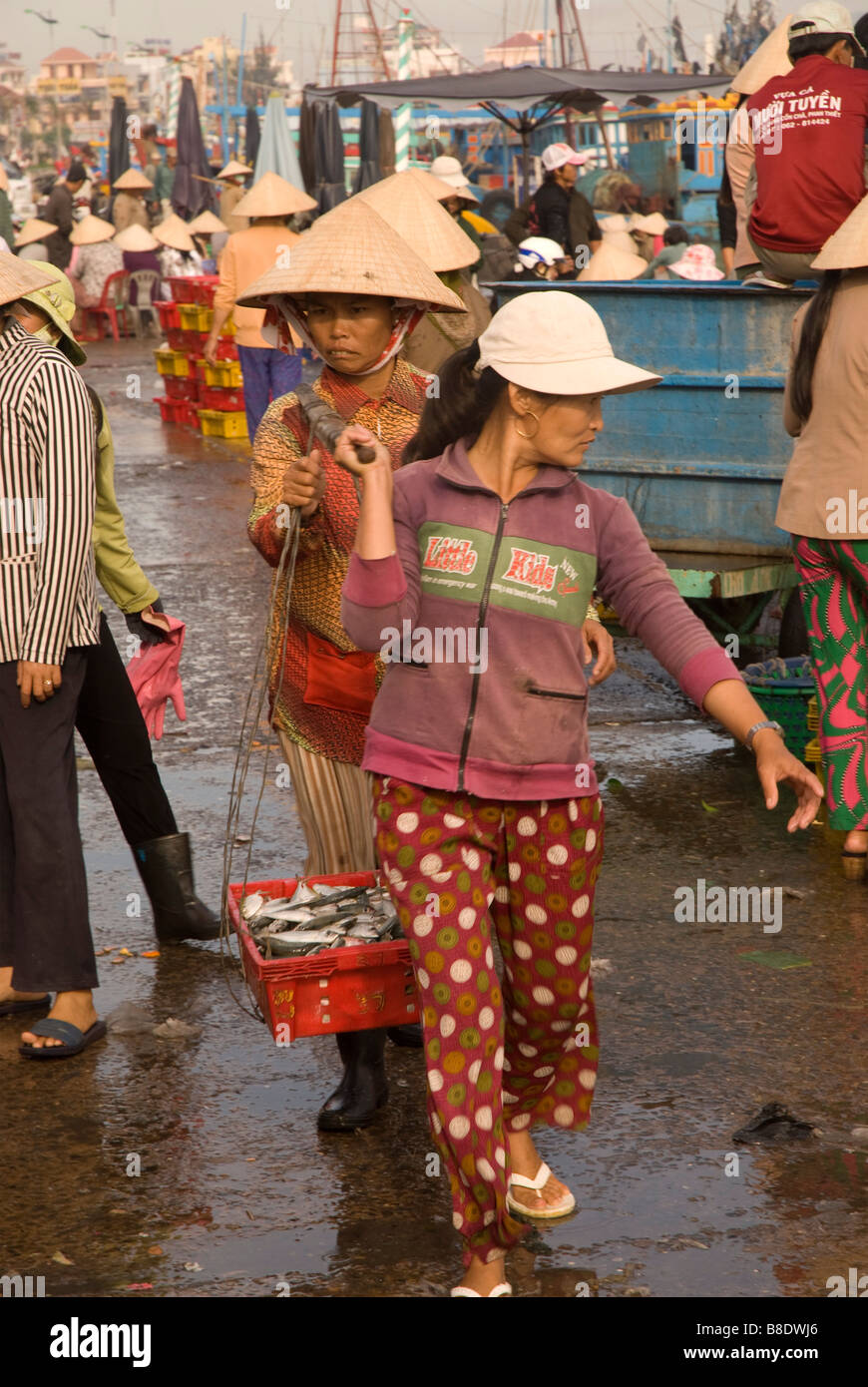 Fish Market Vietnam Stock Photo - Alamy
