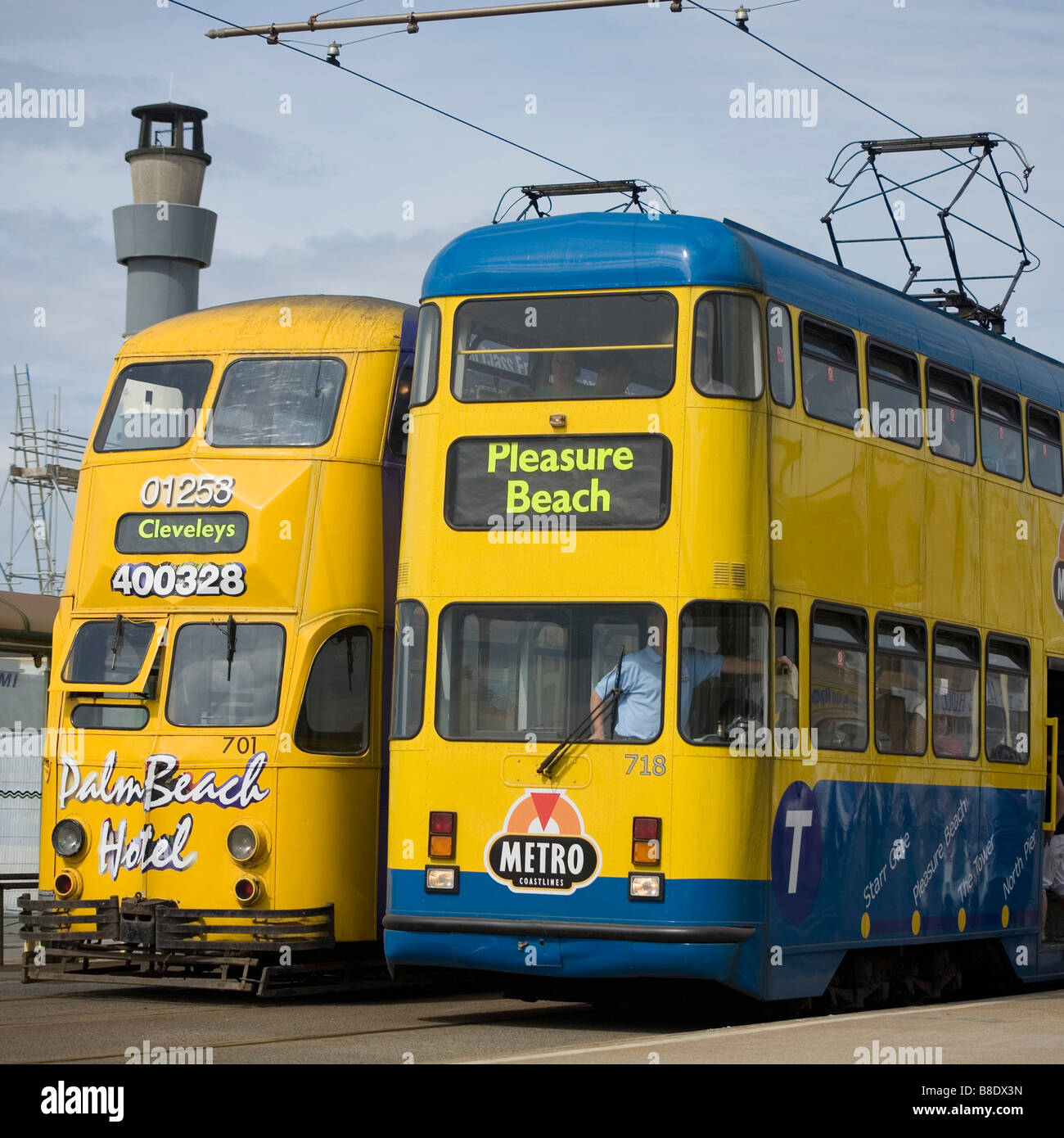 Blackpool trams hi-res stock photography and images - Alamy