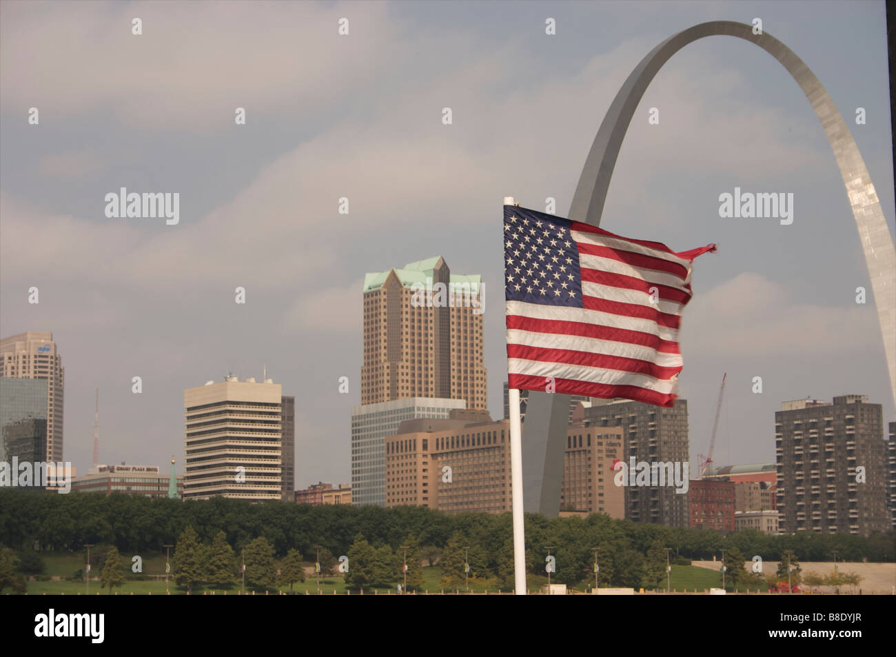 American flag gateway arch st hi-res stock photography and images - Alamy